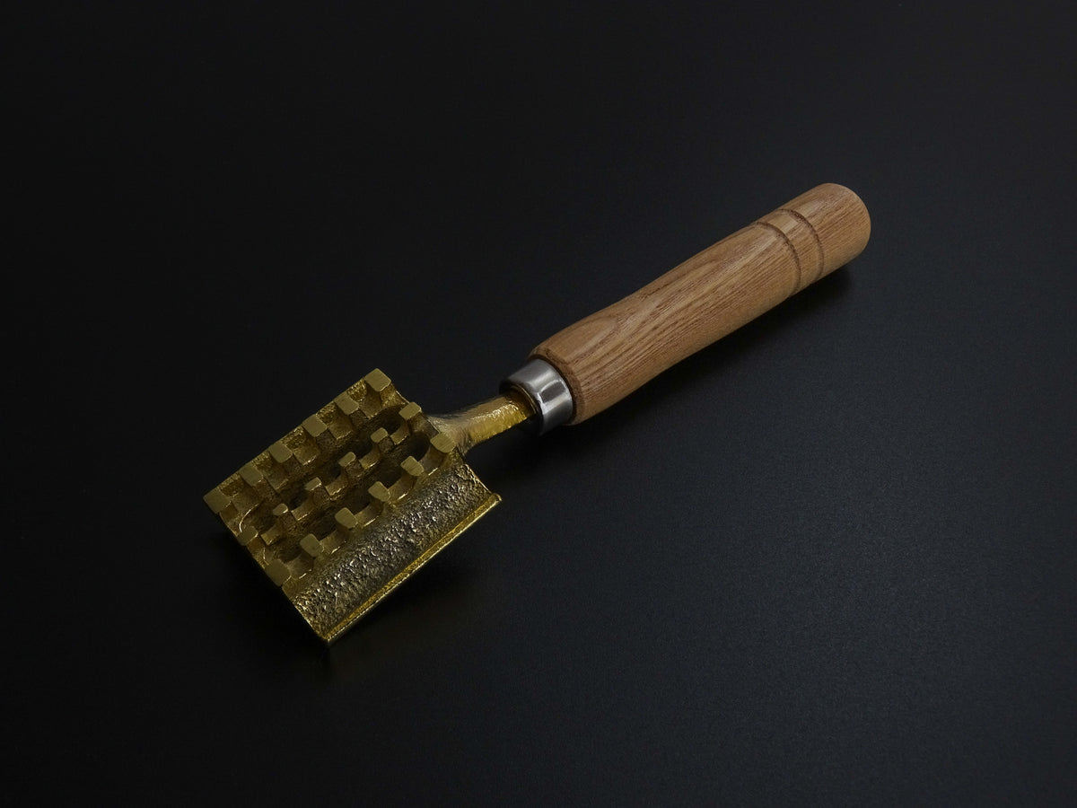 BRASS TAPERED FISH DESCALER WITH WING** – KATABA Japanese Knife Specialists